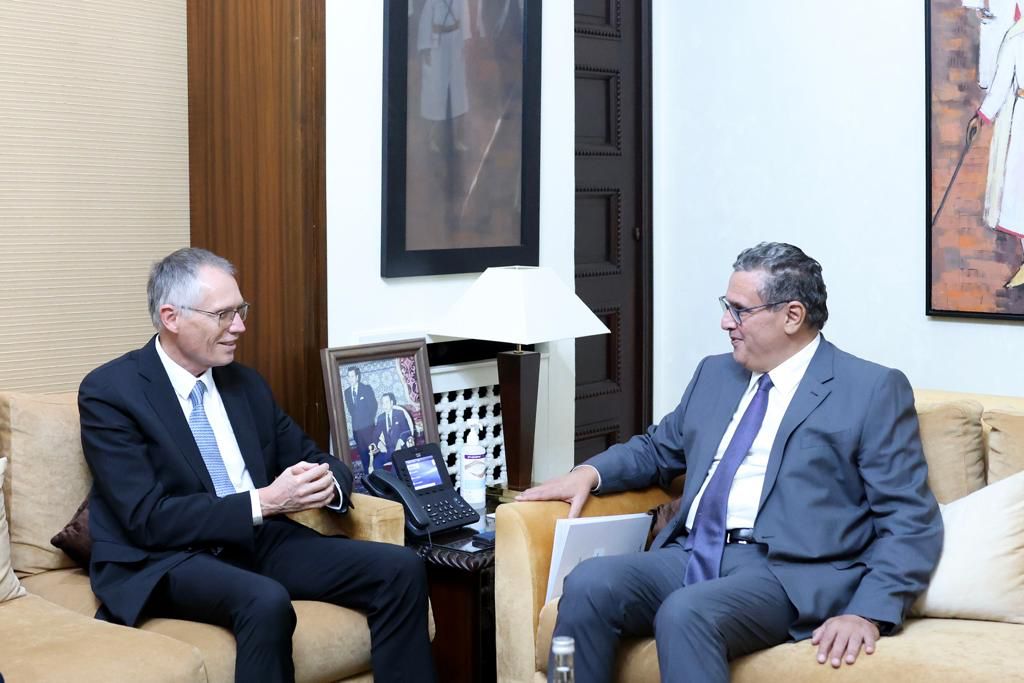 Akhannouch s’entretient avec le CEO du groupe automobile “Stellantis” - Le12 - FR