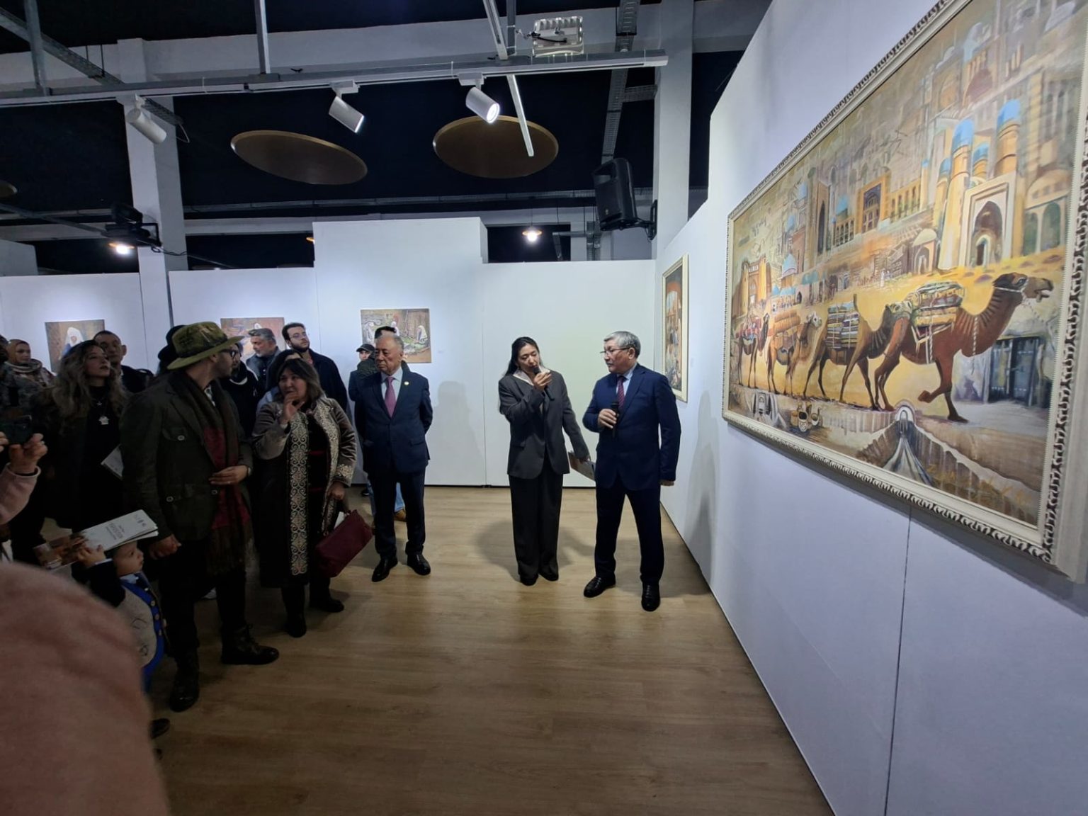 Salé abrite une exposition kazakhe sur le grand penseur Al-Farabi ...