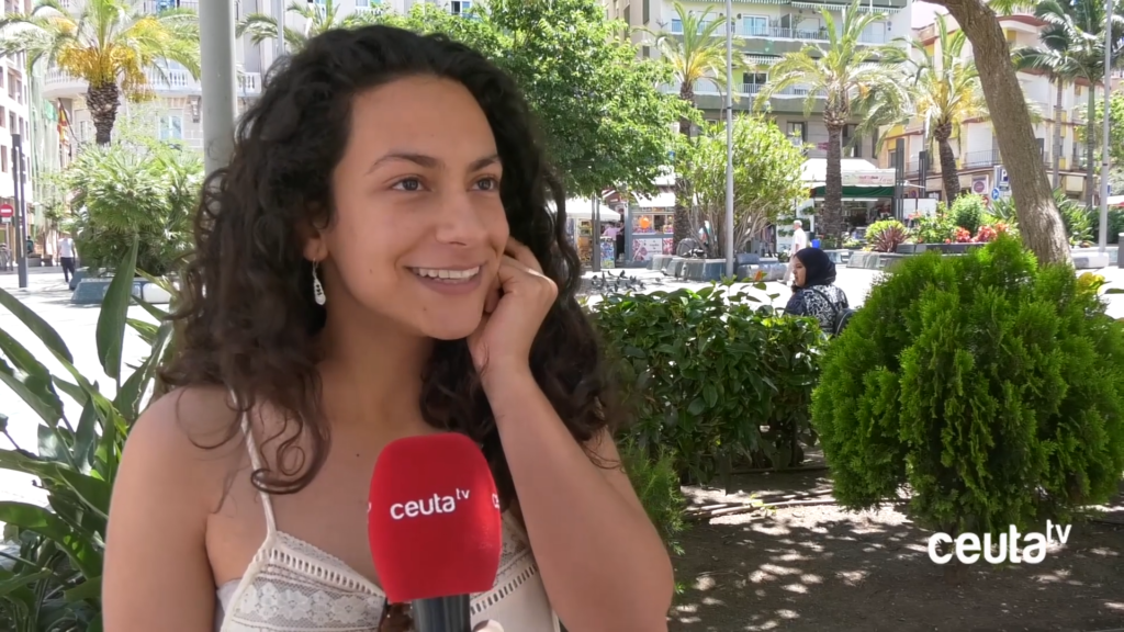 طالبة مغربية تحصل على أعلى معدل باكلوريا بمدينة سبتة المحتلة (فيديو) - Le12.ma